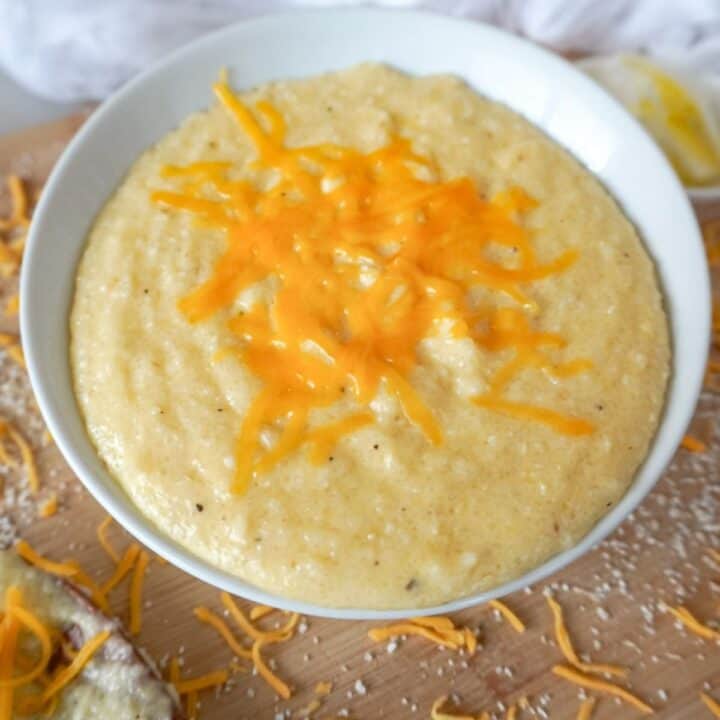 Fluffy and Delicious Yellow Greek Rice - Delicious Side Dishes
