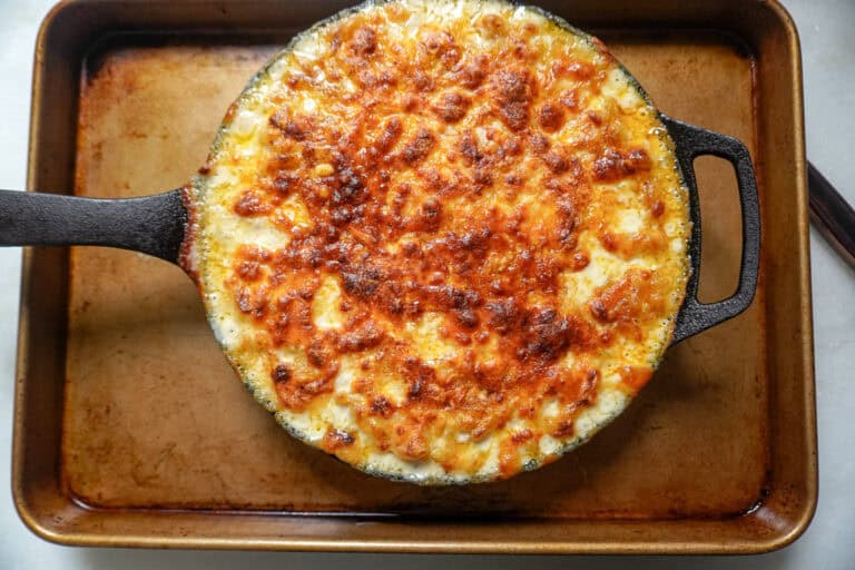 Baked Smoked Gouda Mac and Cheese - Delicious Side Dishes